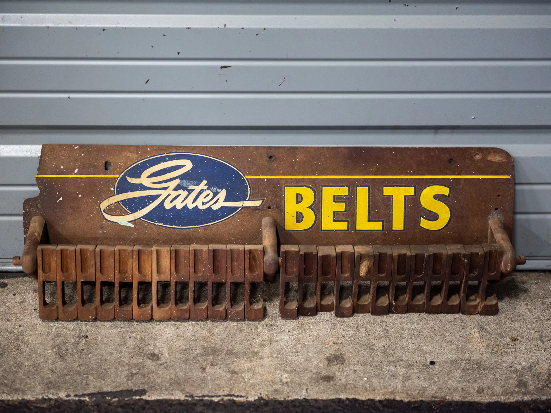 Gates Belts Wooden Display | Auburn Fall 2021 | RM Sotheby's