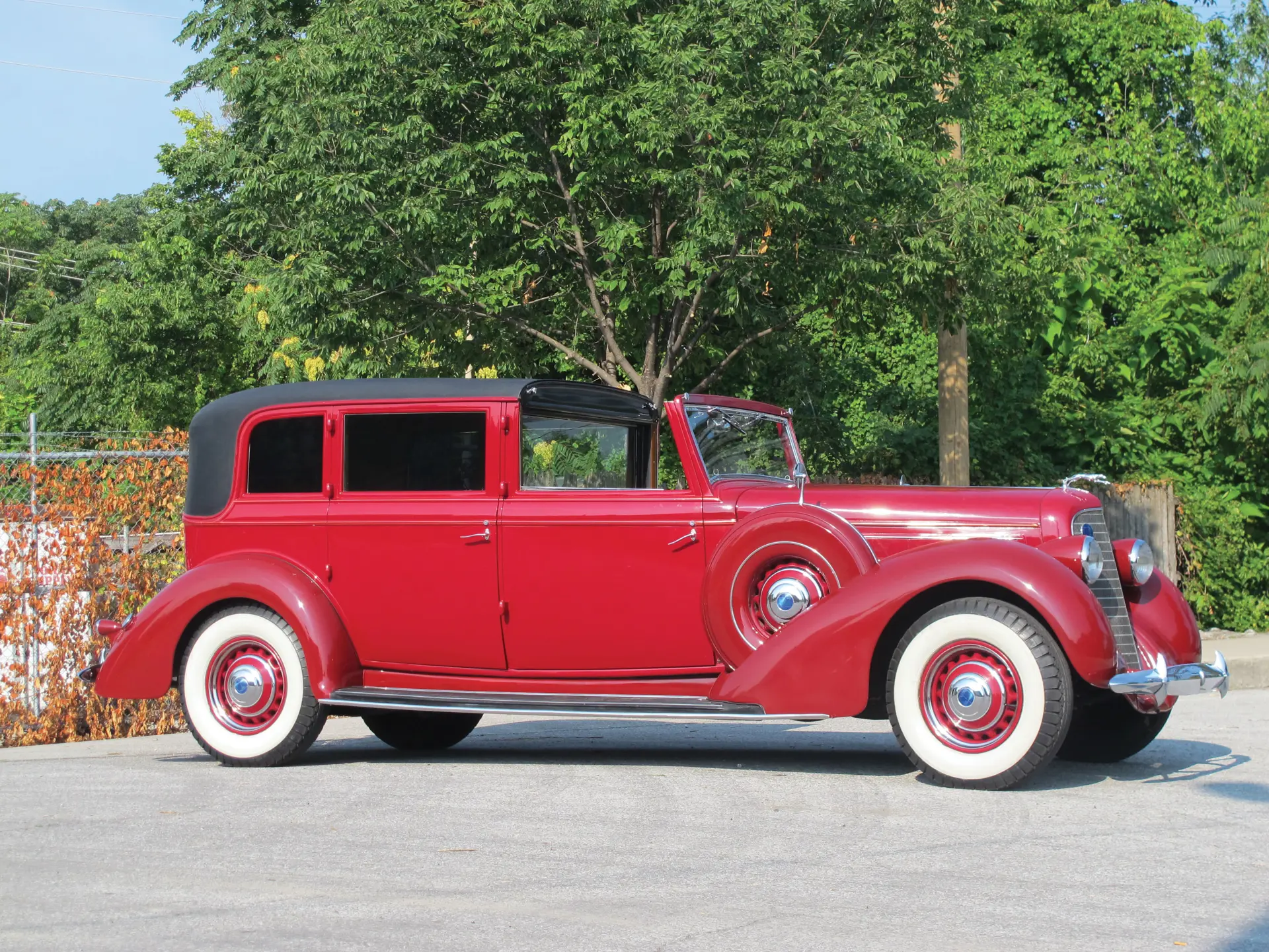 1936 Lincoln Brunn Town Car | Auburn Fall 2013 | RM Sotheby's
