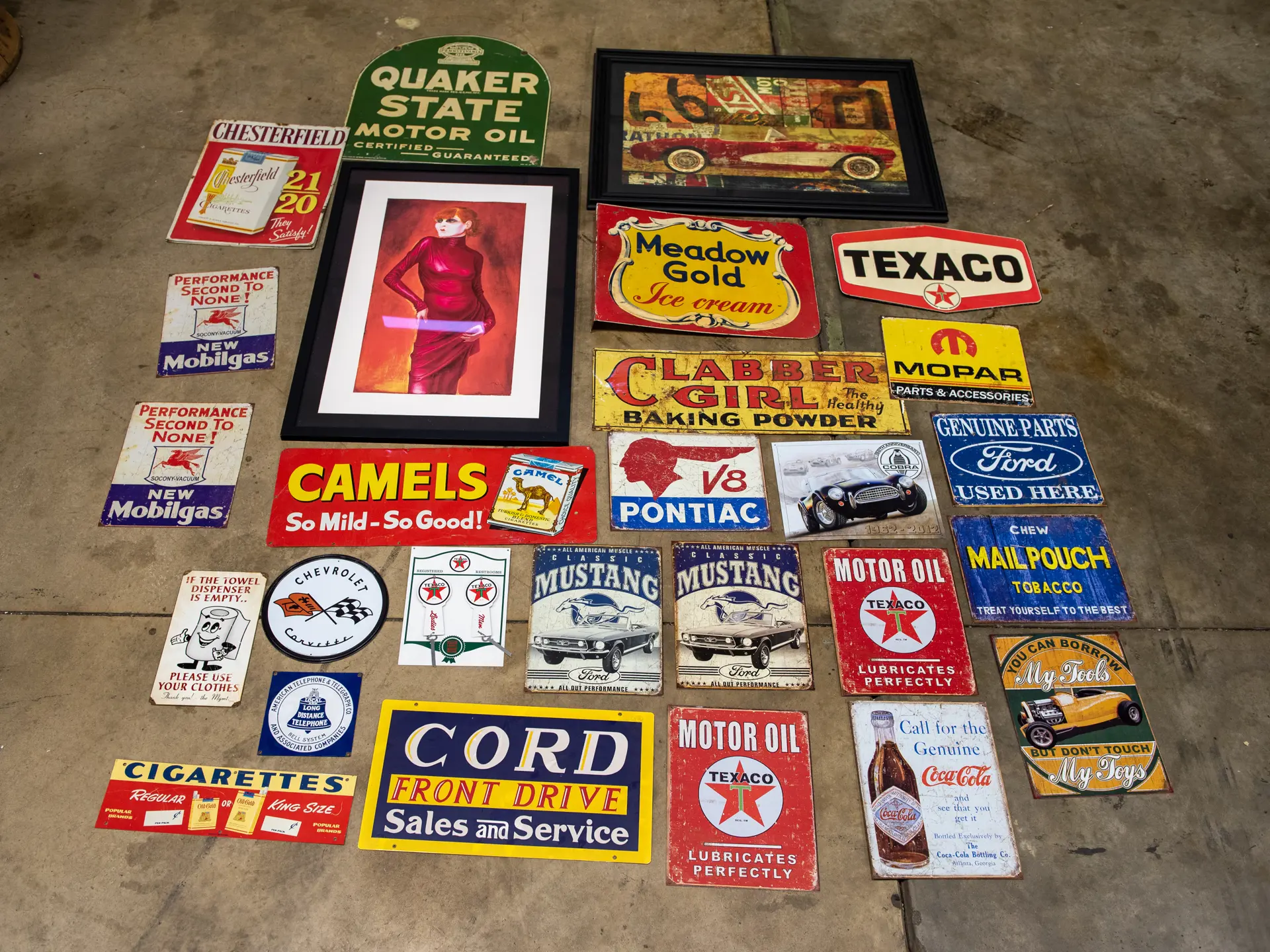 Assorted Signs | Auburn Fall 2021 | RM Sotheby's
