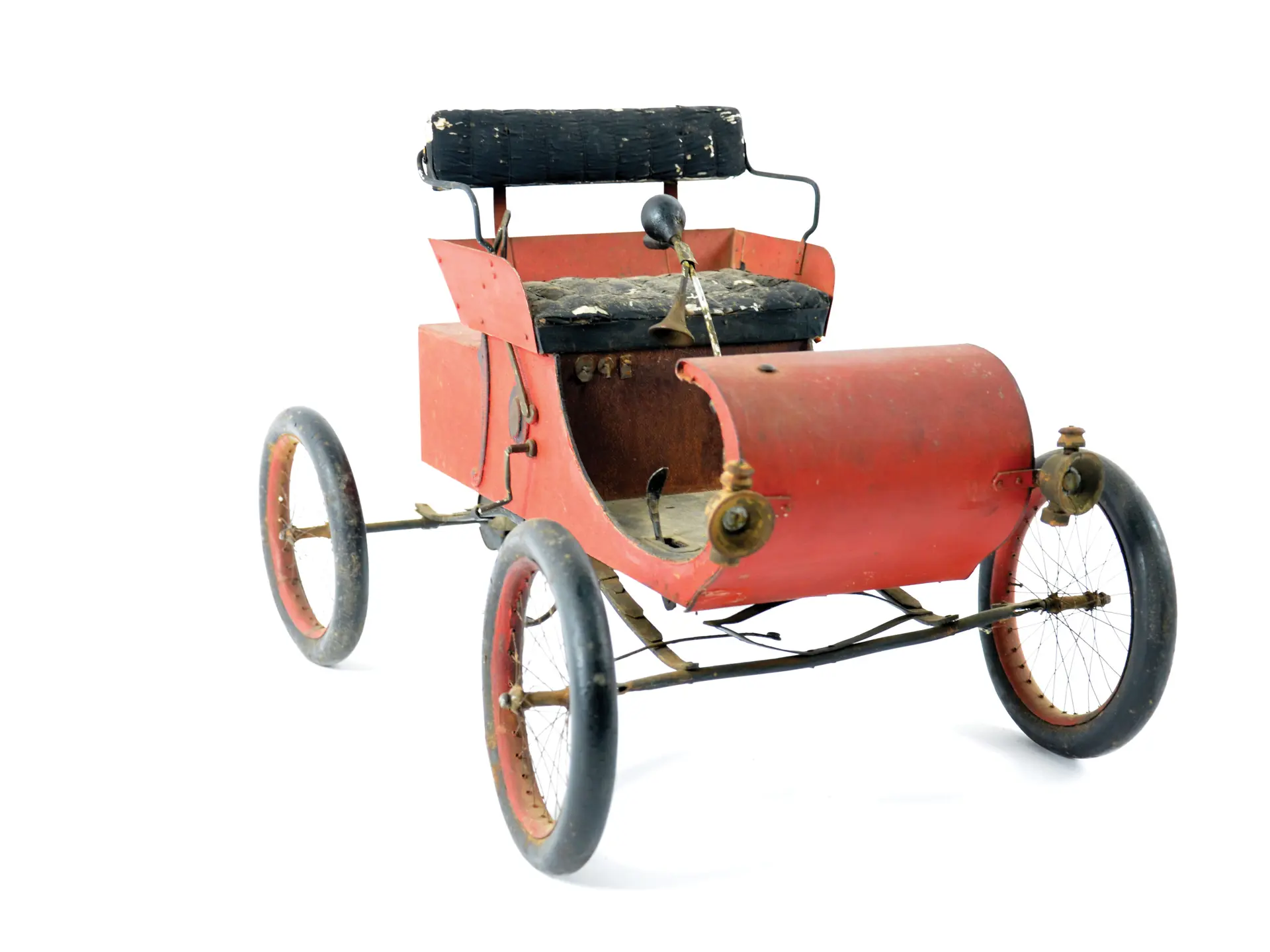 The 1902 Oldsmobile model | Auburn Spring 2016 | RM Sotheby's